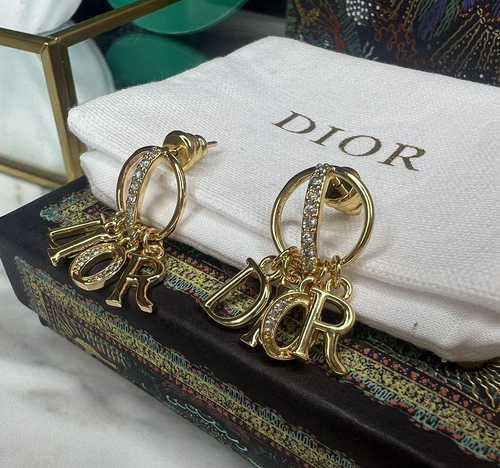 Серьги Christian Dior