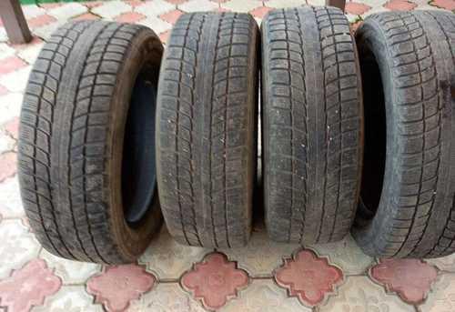 Triangle TR777 235/60 R18