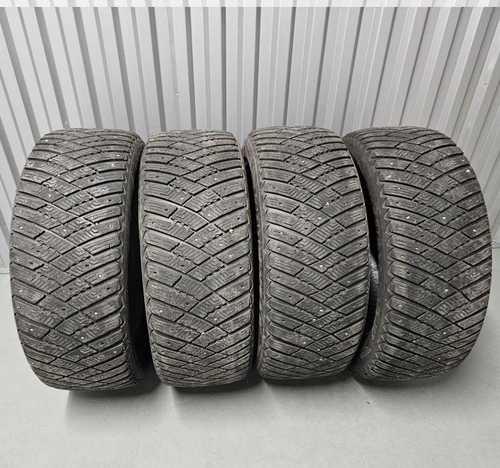 Goodyear Ultragrip Ice Arctic 235/55 R18 104T