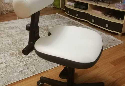 Продаётся стул
