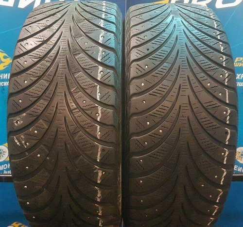 Goodyear UltraGrip Extreme 215/55 R17