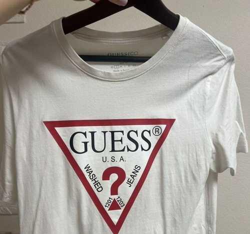 Футболка guess