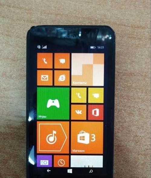 Телефон Nokia 630 Lumia Duos
