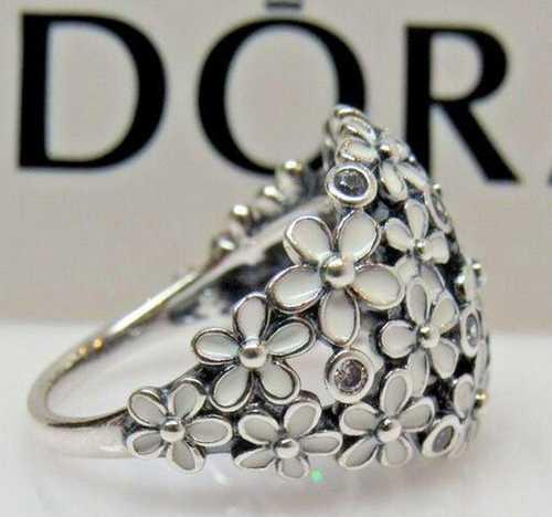 Estate Darling Daisy Flower Pandora Ring