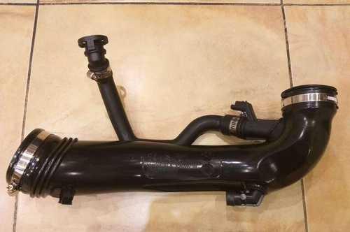 Патрубок турбокомпрессорf Peugeot 308 408 Citroen