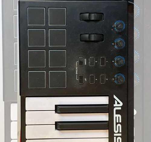 Midi клавиатура alesis v49