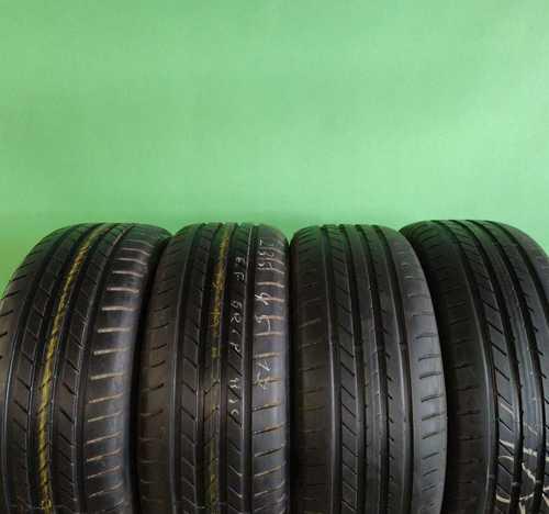 Goodyear EfficientGrip 235/45 R19 ZR