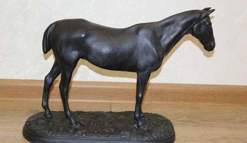 Большая скульптура Чугун конь лошадь 1961г