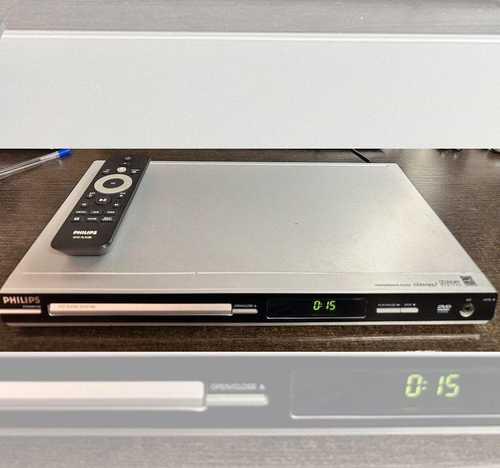 DVD плеер с функцией караоке Philips DVP3126KX/51