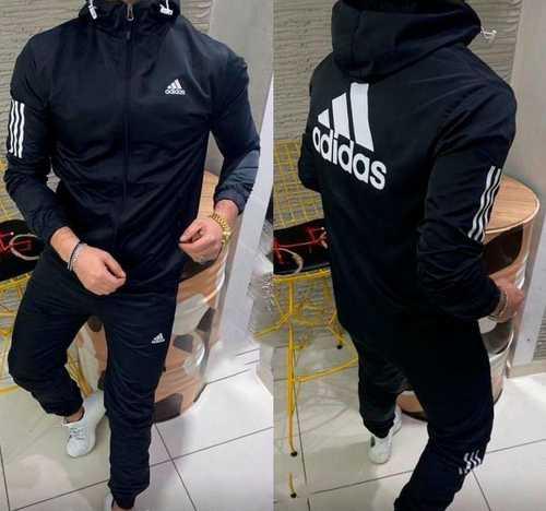 Спортивный костюм Adidas эластичный