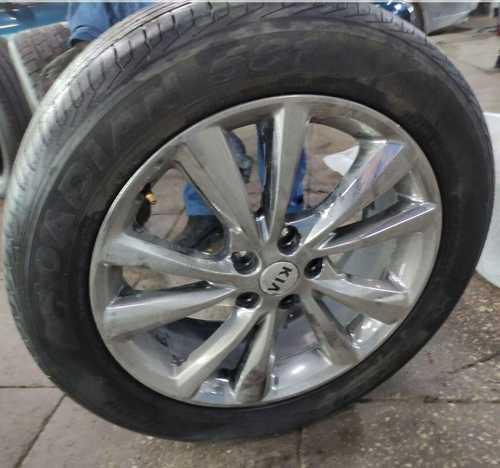 Kumho Crugen Premium KL33 235/55 R19