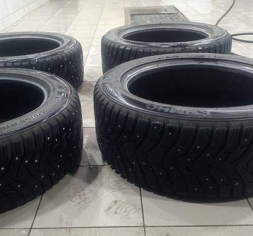 Kumho WinterCraft SUV Ice WS31 235/55 R19 105T