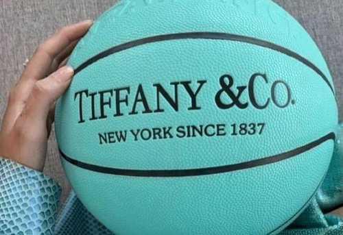 Мяч Tiffany&Co Spalding коллекционный