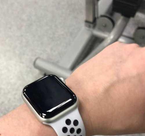 Часы apple watch 5 40 mm Nike