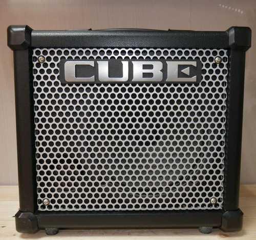 Roland Cube 10GX Комбоусилитель Ай-Шефф