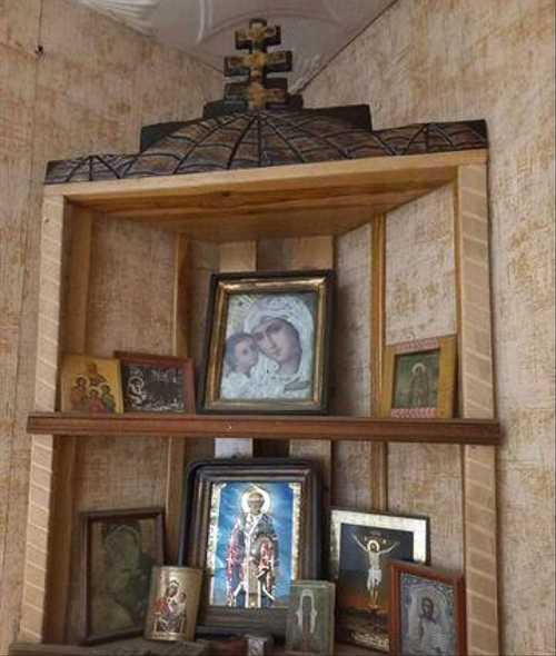Угловой иконостас