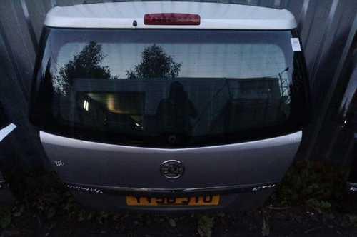 Дверь багажника Opel Zafira B z18xer 2008