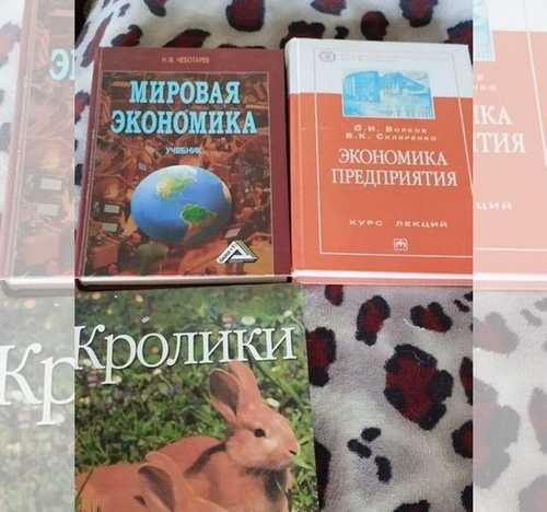 Продам книги