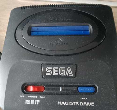 Игровая приставка sega