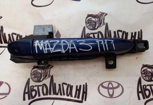 Ручка двери передняя правая Mazda 3 2011