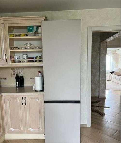Холодильник samsung новый