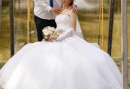 Пышное Свадебное платье на корсете