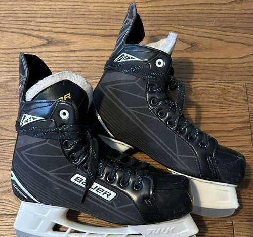 Коньки хоккейнве bauer supreme s140 42р