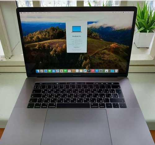 MacBook Pro 15 (2018) i7/16Gb/256Gb, 1082 цикла