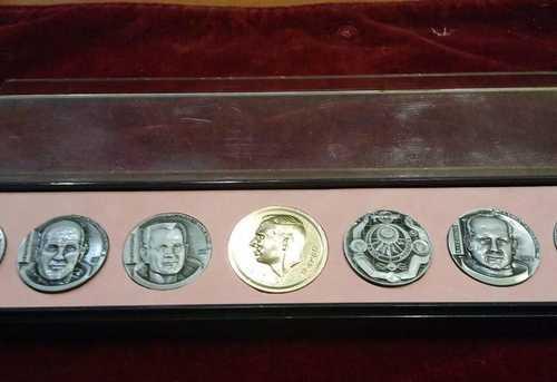 Набор медалей Союз Аполлон 1975 год