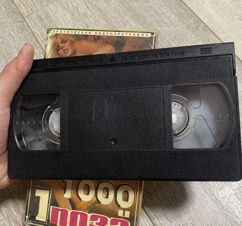 Видеокассета vhs для взрослых из 00-х