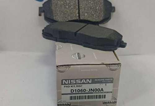 D1060JN00A Nissan колодки тормозные передние