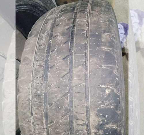 Bridgestone Dueler H/P 285/45 R22 110