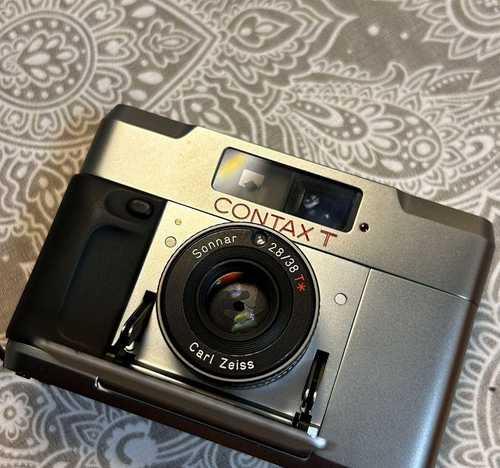 Пленочный фотоаппарат Contax T