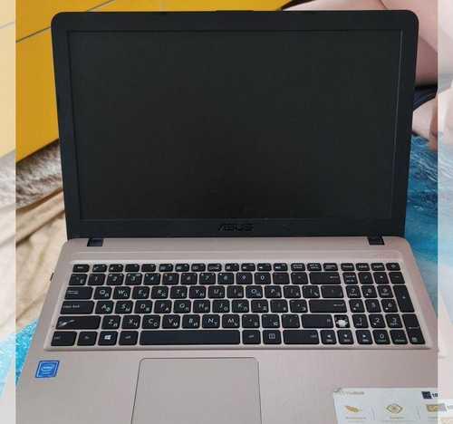 15.6" ASUS D540M, Celeron, RAM 4 ГБ, 128 ГБ, Intel UHD Graphics 605