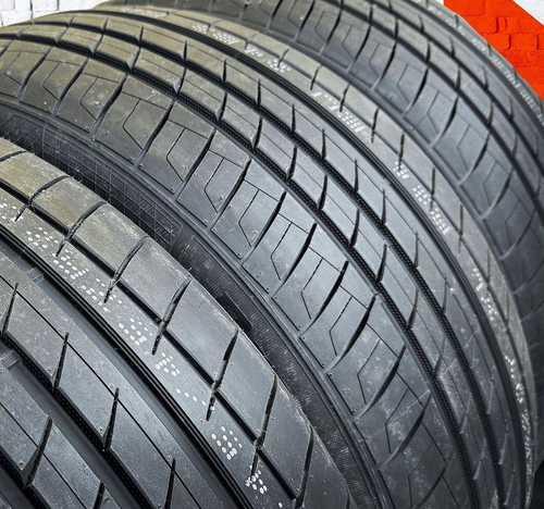 Kapsen RS26 275/40 R20 и 315/35 R20 84H