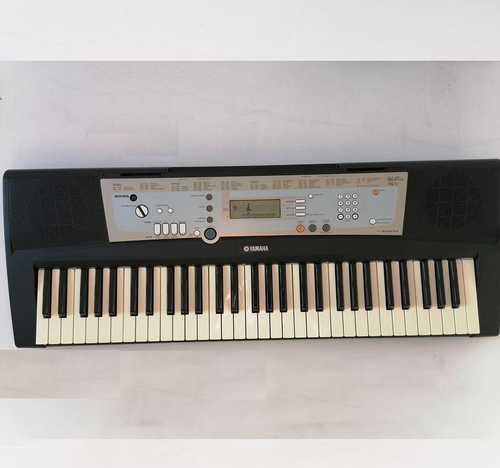 Синтезатор Yamaha PSR-E203