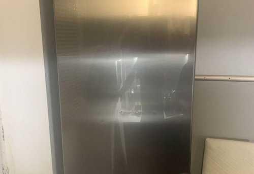Холодильник бу Whirlpool