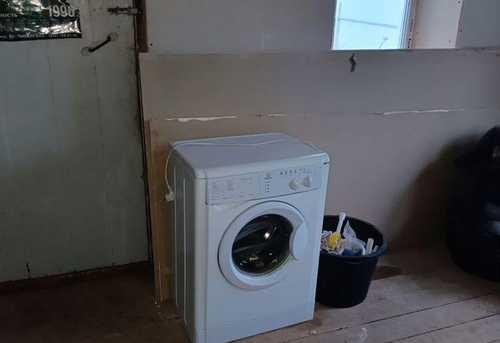 Продам стиральную машину хорошем состоянии