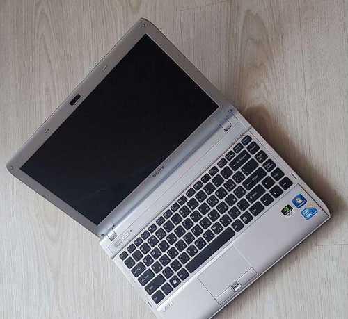 Ноутбук Sony vaio 13.3" на i3\8GB\500GB