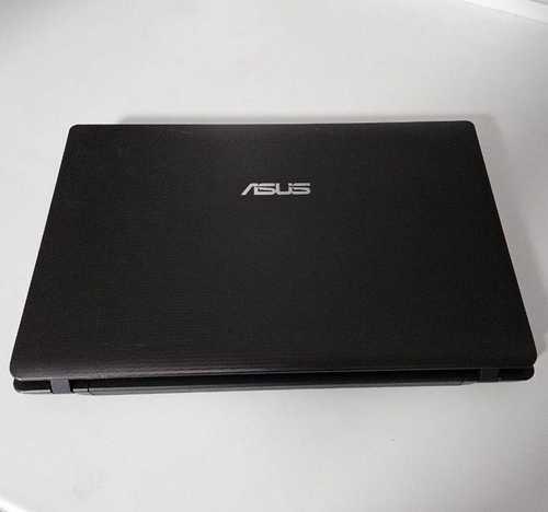 Ноутбук Asus X53B