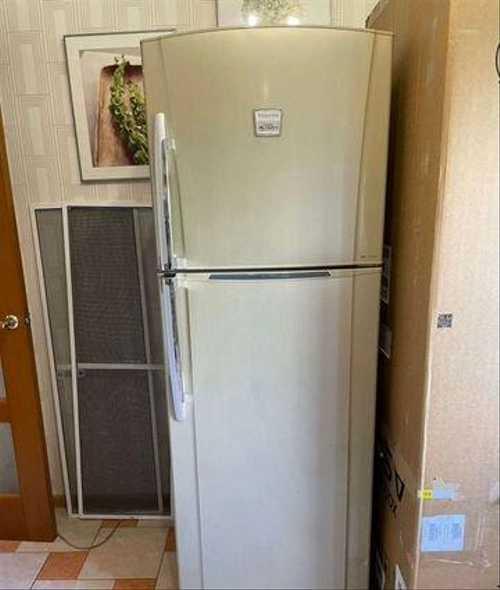 Холодильник Toshiba GR-H49TR CX