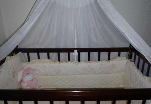 Набор постельного белья в детскую кроватку