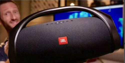 Большая колонка JBL с ручкой