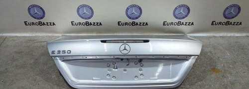 Крышка багажника Mercedes W211