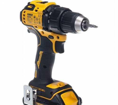 Компактная дрель-шуруповерт Dewalt DCD708S2T