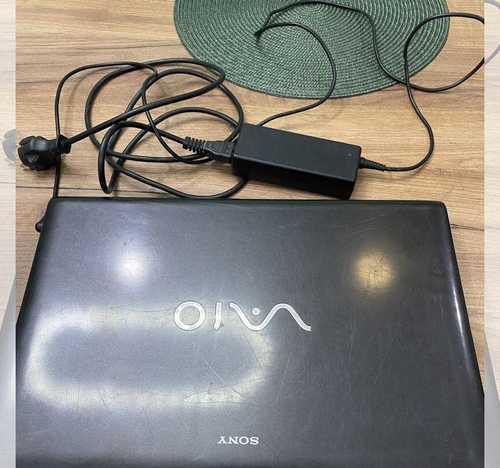 Ноутбук sony vaio i3 PCG -71211v