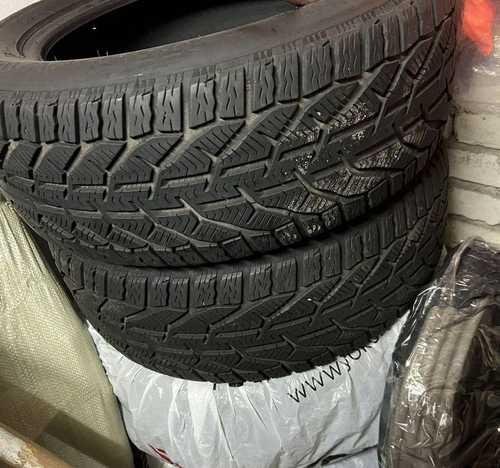 Tigar Ice 235/55 R17