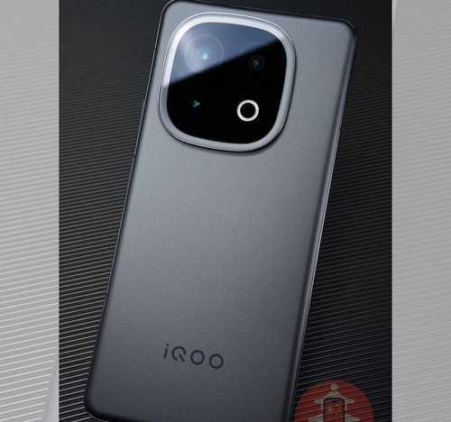 Vivo iQOO 13, 16/1 ТБ