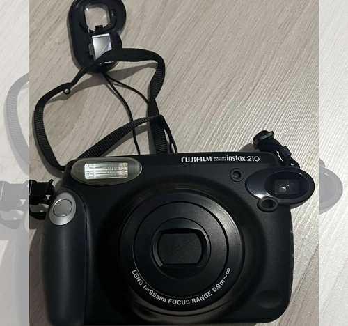 Фотоаппарат instax