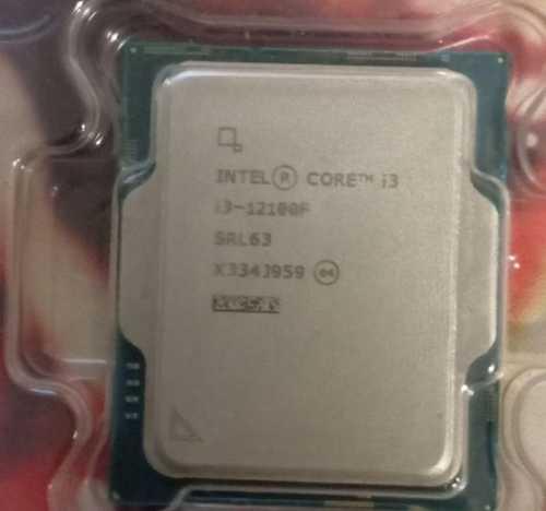 Процессор Intel Core i3 12100f